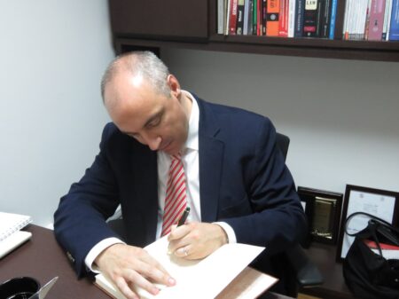 Descubre El Blog De Miguel Carbonell Libros Imprescindibles Para